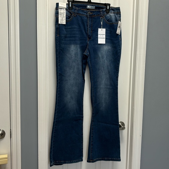 Harmony & Havoc | Jeans | Body Sculpting Flare Fit | Poshmark